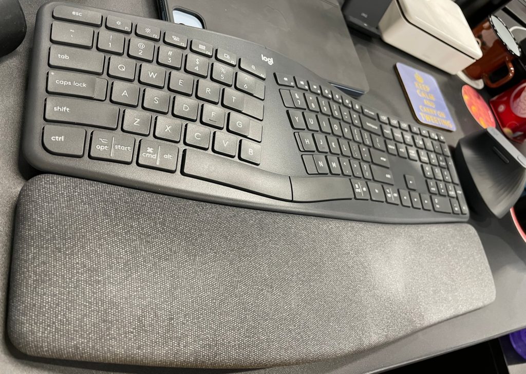 Logitech Ergo K860 Review: Ergonomic keyboard your wrists will thank ...