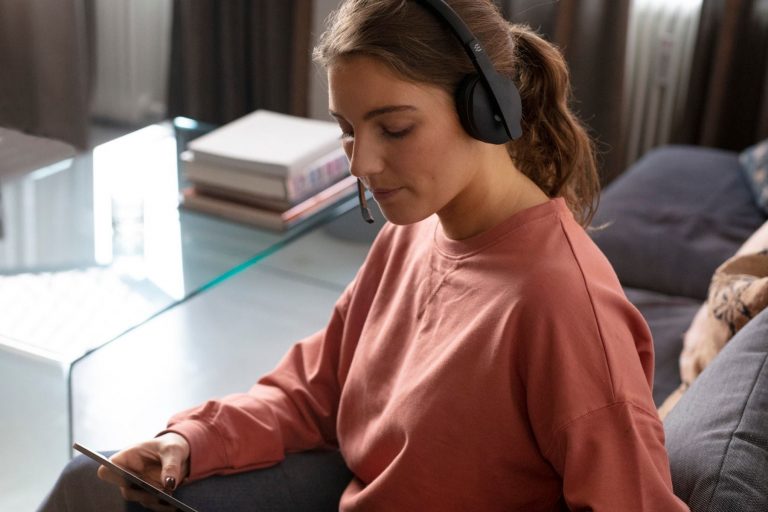 EPOS Adapt 260 Review: The WFH Bluetooth headset you never knew you ...