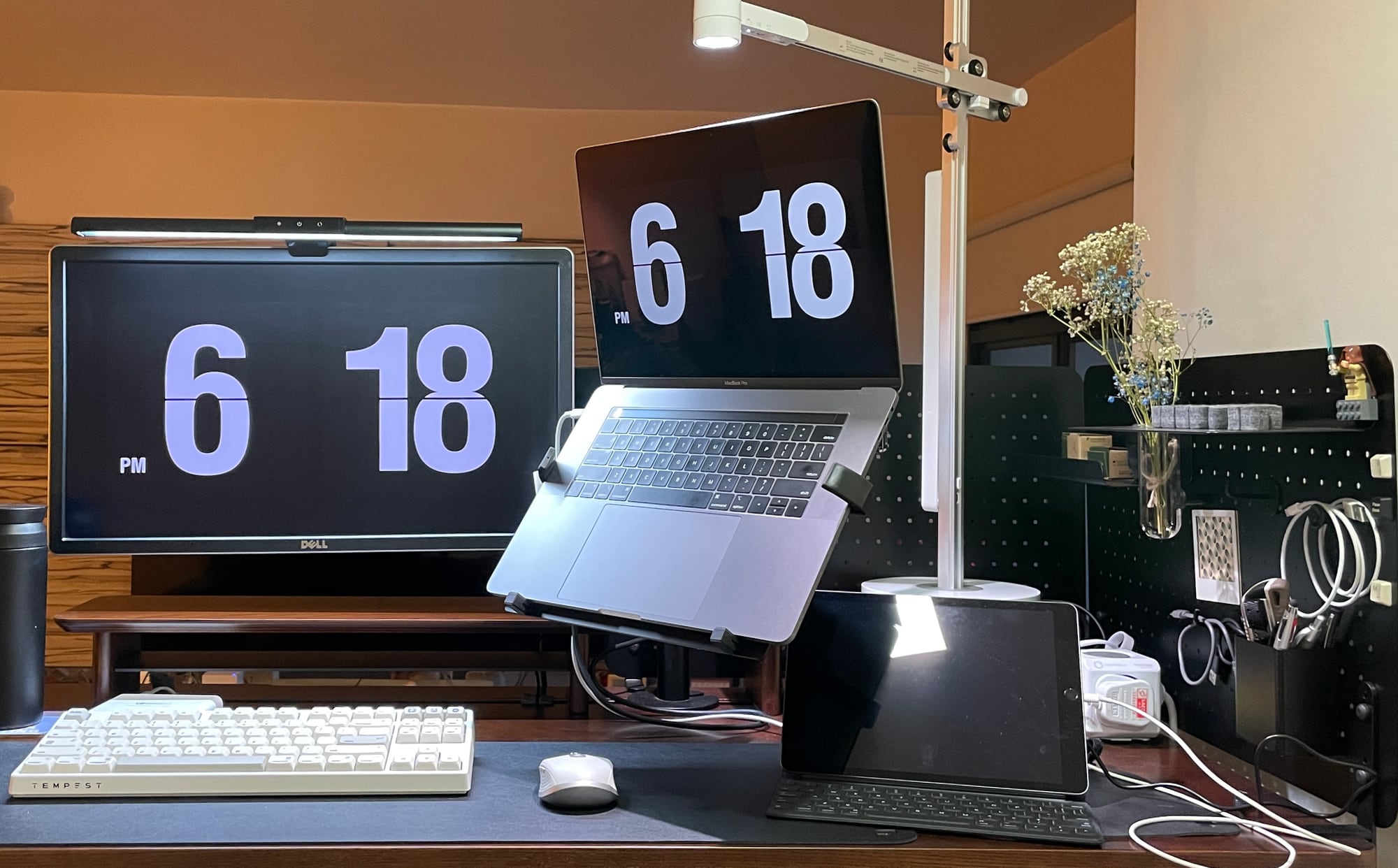 EverDesk Max Review: The work from home desk you never knew you need ...