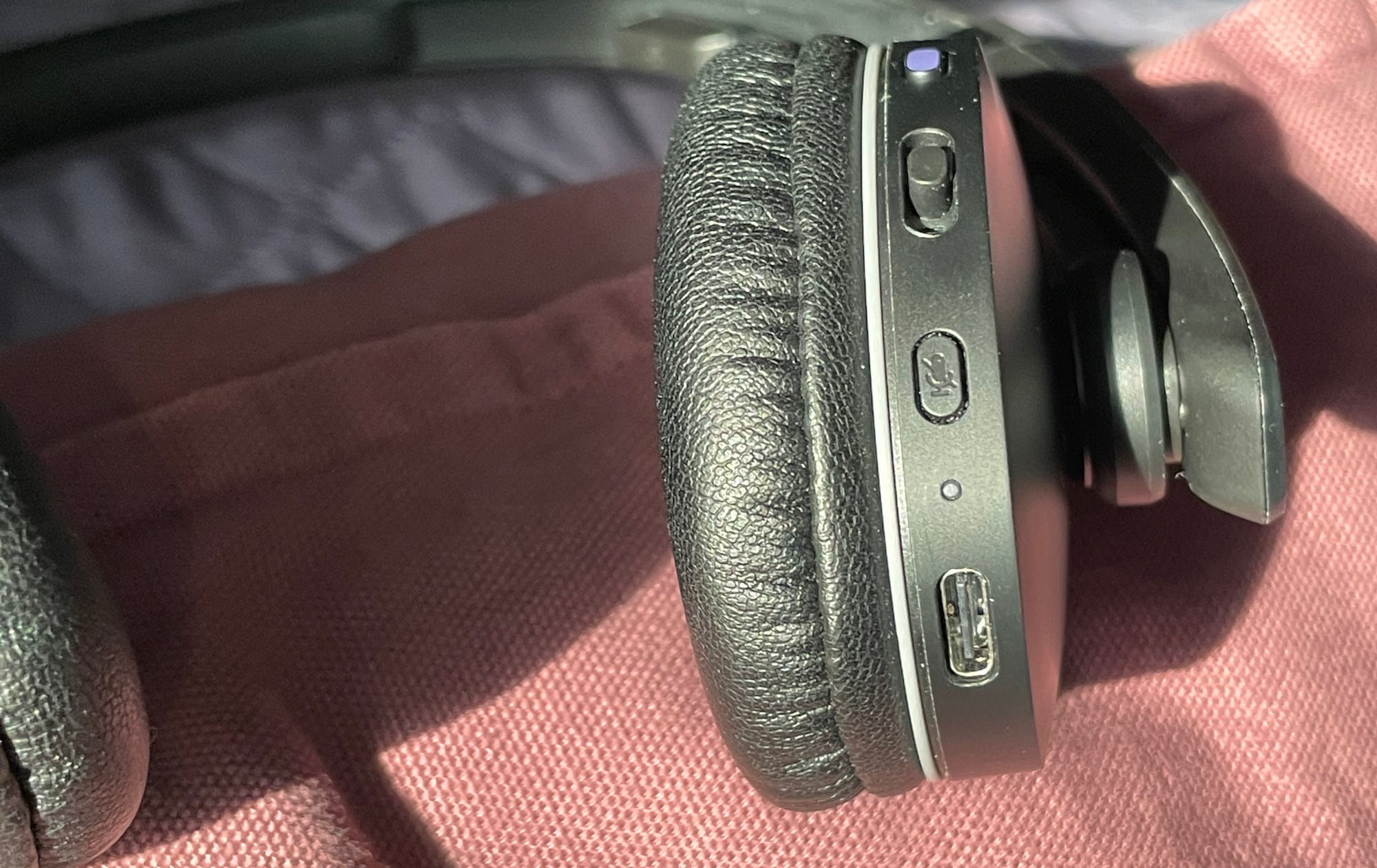 EPOS Adapt 260 Review: The WFH Bluetooth headset you never knew you ...