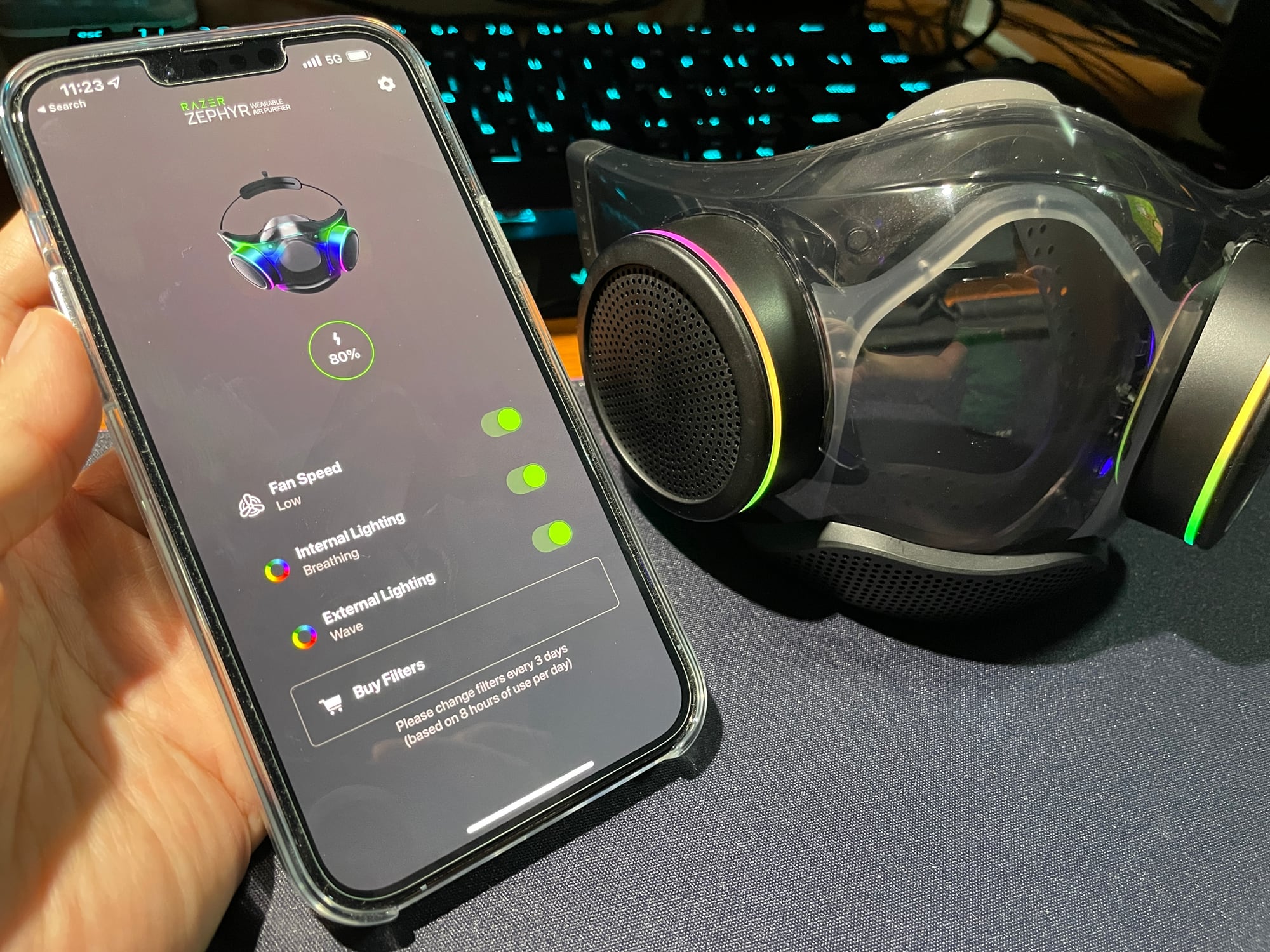 Razer Zephyr Review: The RGB smart mask that looks and feels cool ...