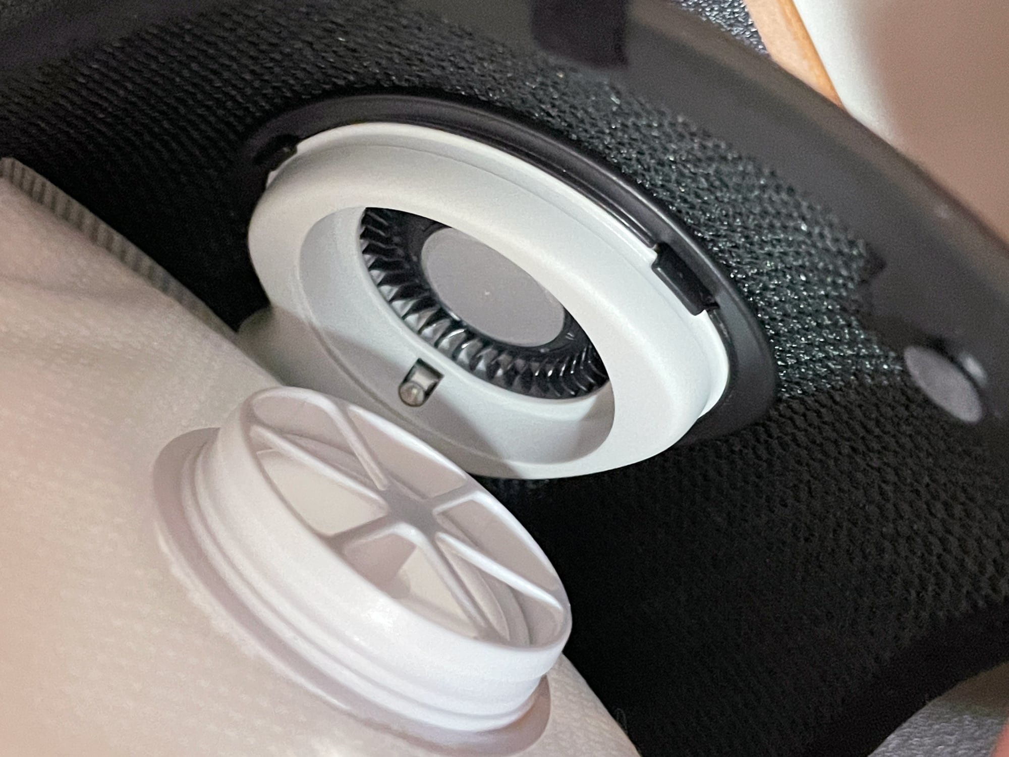 Philips Fresh Air Mask Series 6000 Review: The reusable face mask you ...